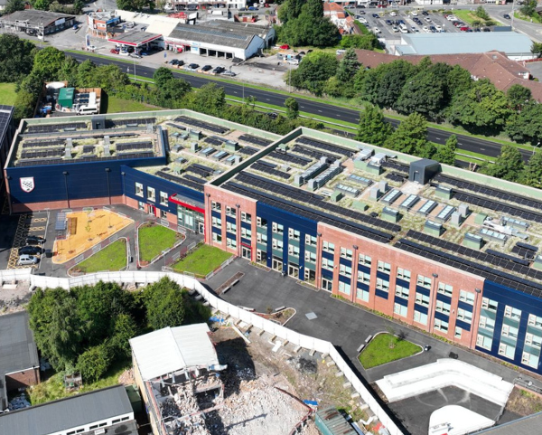 DEYES HIGH SCHOOL :: LRL Roofing Solutions